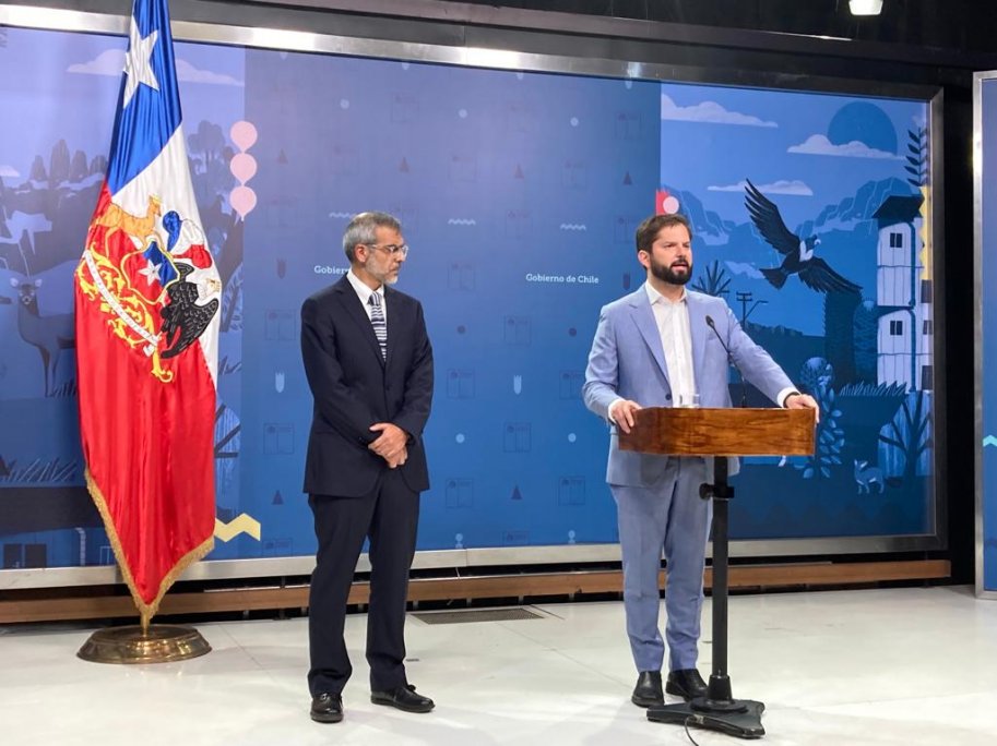 Cordero asume como ministro de Justicia y afirma que estudiará los ... Cordero asume como ministro de Justicia y afirma que estudiará los ...