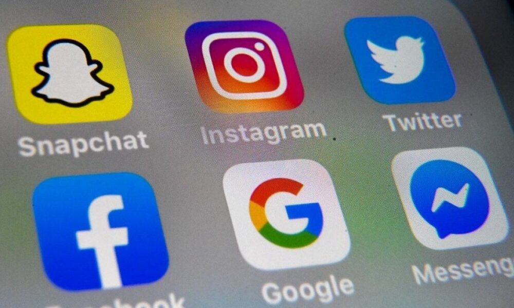 Adicción a las RRSS | Diario Financiero - Tendencias Hoy Chile