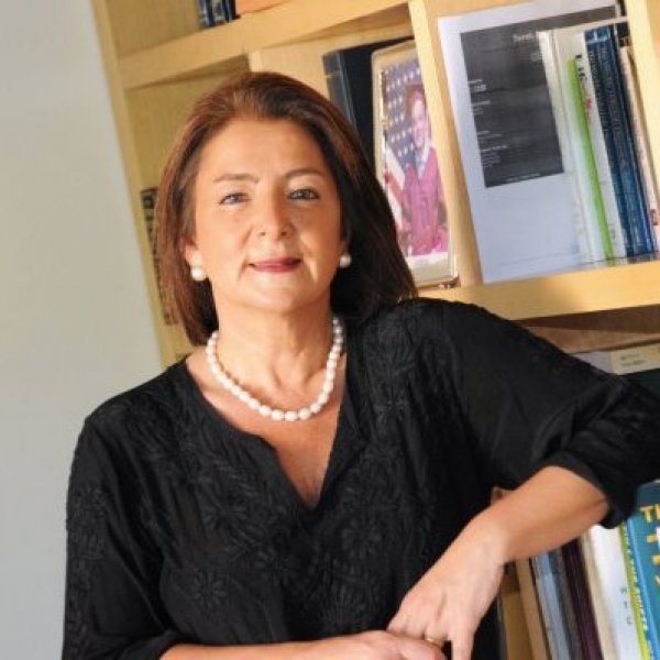 La responsabilidad de ser directora - Noticias de Chile y el Mundo