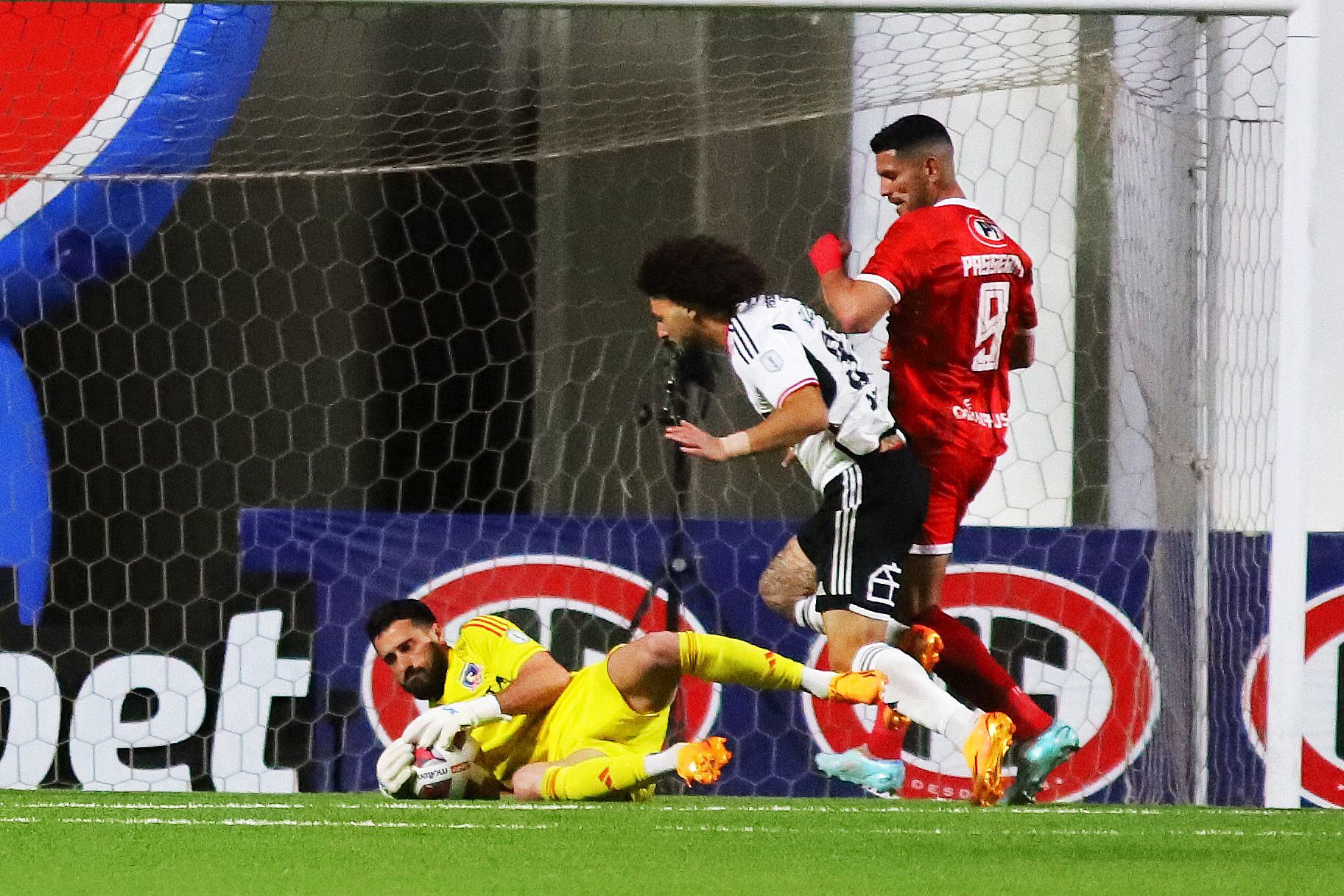 Fútbol por TV: Colo Colo vs. U. La Calera y más - Noticias de Chile y ...