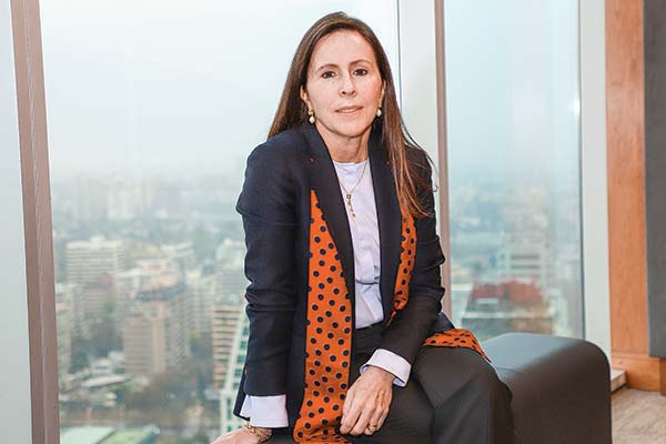 Silvia Fernández, Country manager de Blackrock Chile - Noticias de ...